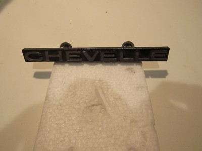 1970-72 Chevrolet Chevelle =Grille Vintage Emblem Badge Logo Nameplate ...