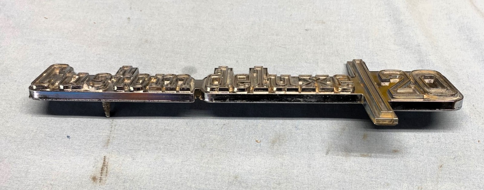 1973 73 74 75 77 78 CHEVROLET CHEVY CUSTOM DELUXE 20 TRUCK OEM EMBLEM ...