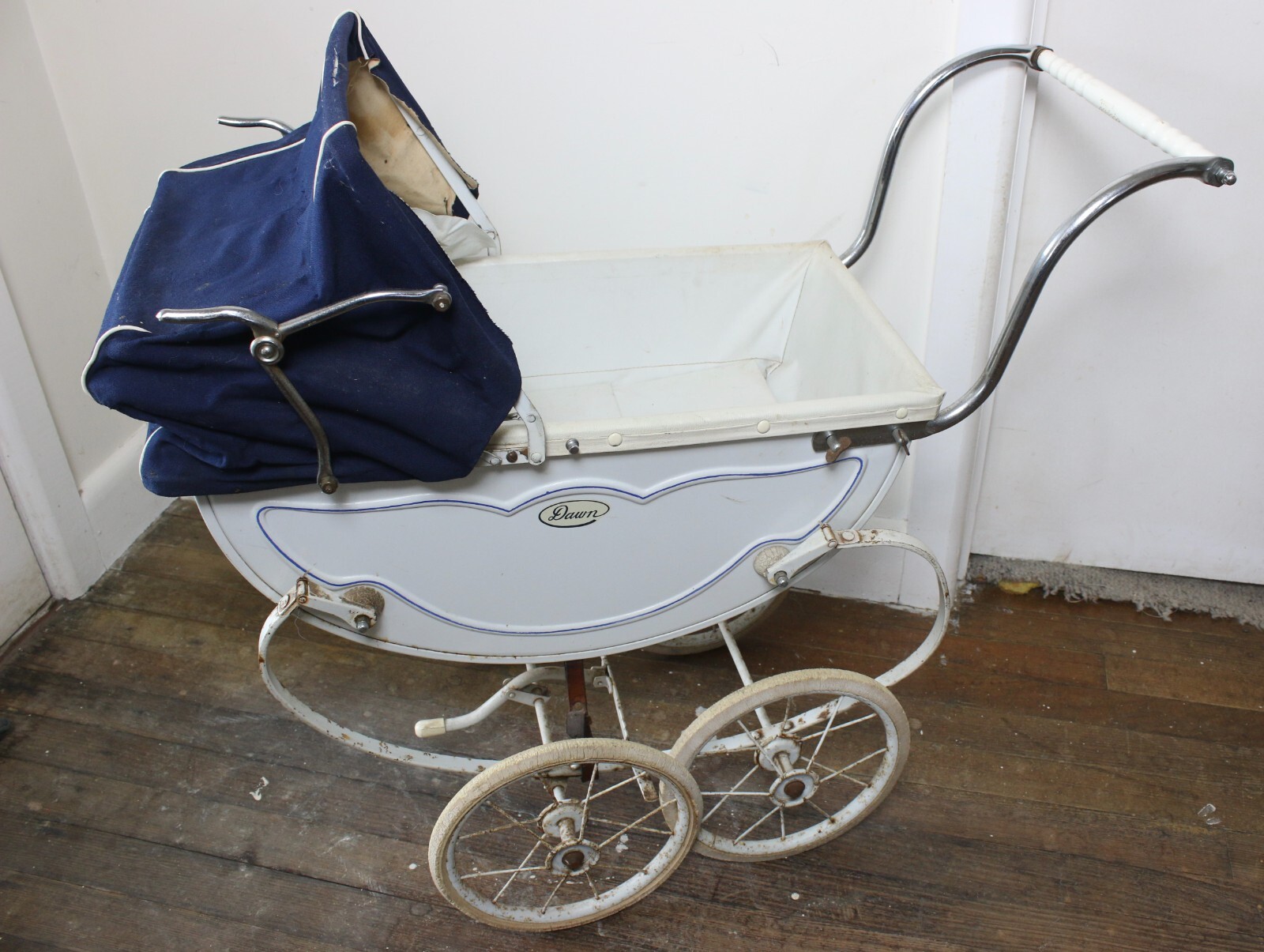 1950s-60s Dawn Dolls Classic Carriage Pram Vintage | eBay Australia