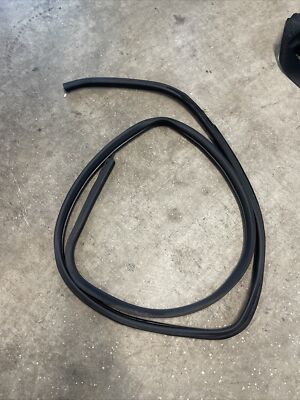 BMW E36 SEDAN REAR INTERIOR DOOR RUBBER GASKET SEAL PASSENGER REAR | eBay