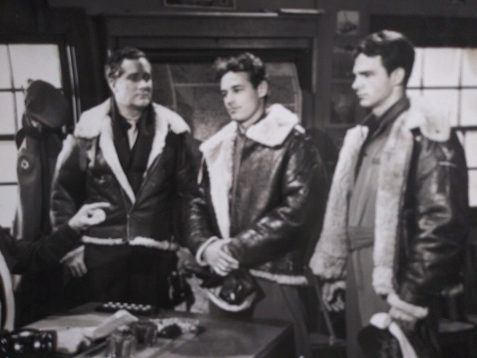 GUY MADISON IN RED SNOW ,RAY MALA VINTAGE ORIGINAL PHOTO.1952.8"X 10".B ...