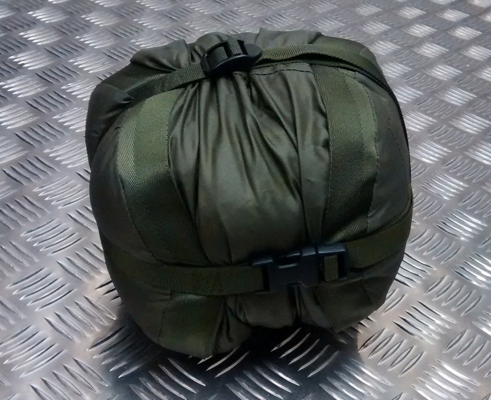Army Green Compression Sack For Jungle Lightweight & Smaller Sleeping ...