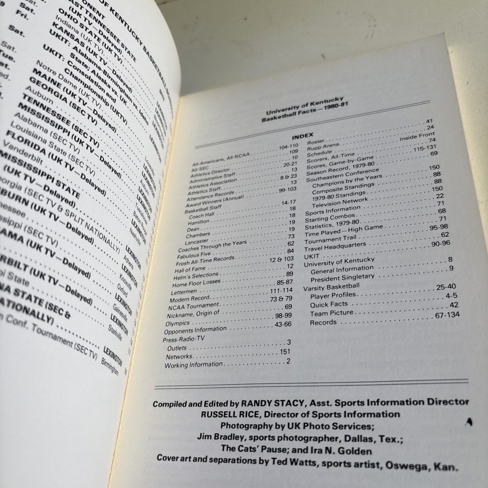 1980 1981 Kentucky Wildcats Basketball Facts Media Guide Sam Bowie Joe ...