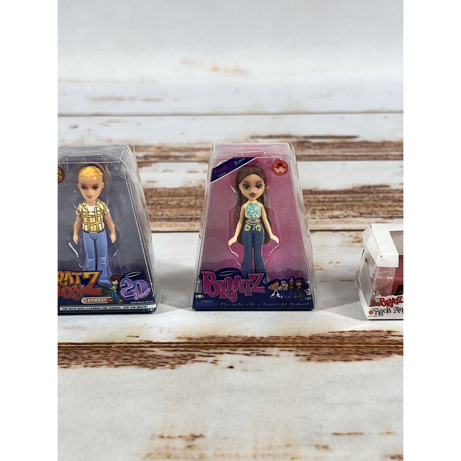 Bratz Mini Fashion Flashback Series 1 Lot | eBay