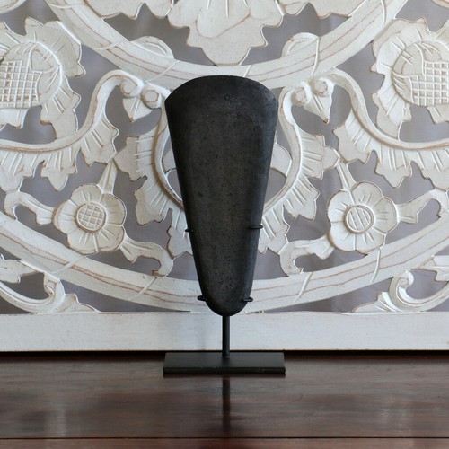 Flint on stand, stone, handmade, small, sculpture, decorative, decor ...