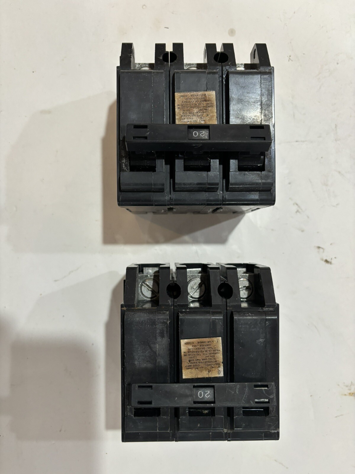 Used Pair of Crouse-Hinds MP320 3 Pole 20 Amp 240V Type MP-A Circuit ...