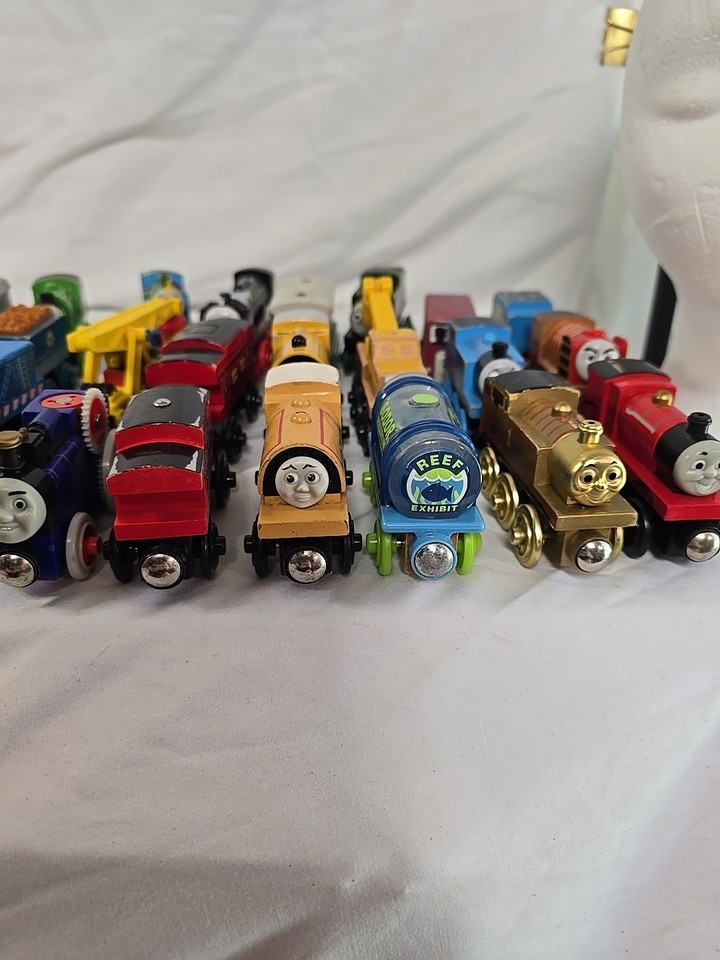 Thomas Train Wooden 50 Train Lot Used Variety HTF Rare Items Pics Show All Items | eBay