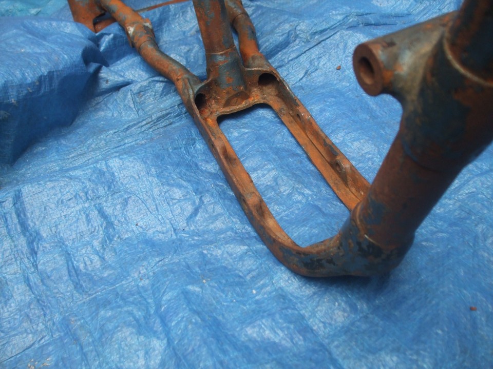 NORTON SINGLE DOWNTUBE CRADLE FRAME COMPLETE WITH SWINGARM - 1955 MODEL ...