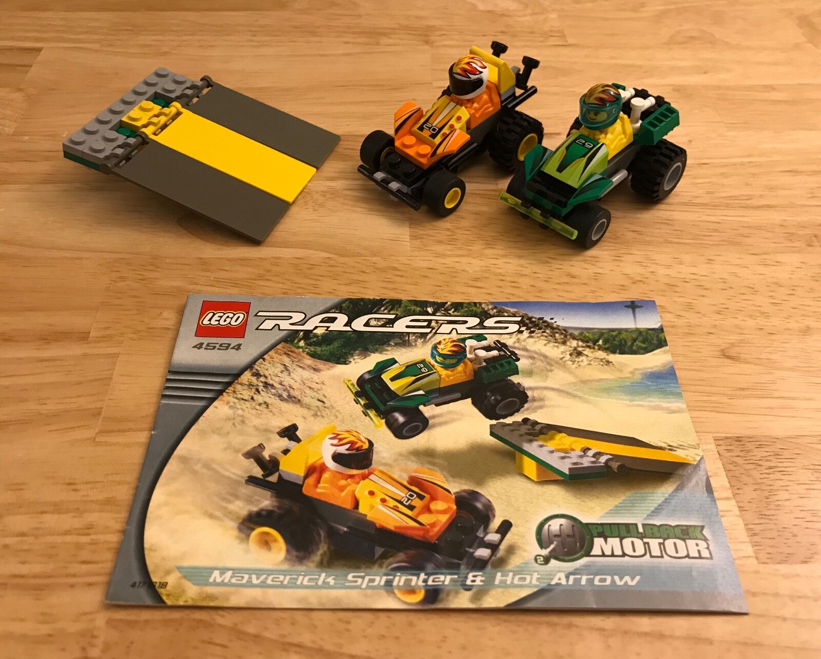 Lego 4594 Maverick Sprinter & Hot Arrow Racers Cars - 100% Complete w ...