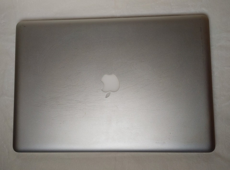 MacBook Pro 17" Mid 2010 A1297 4GB RAM i5 500GB HD - Repair/Parts Only ...