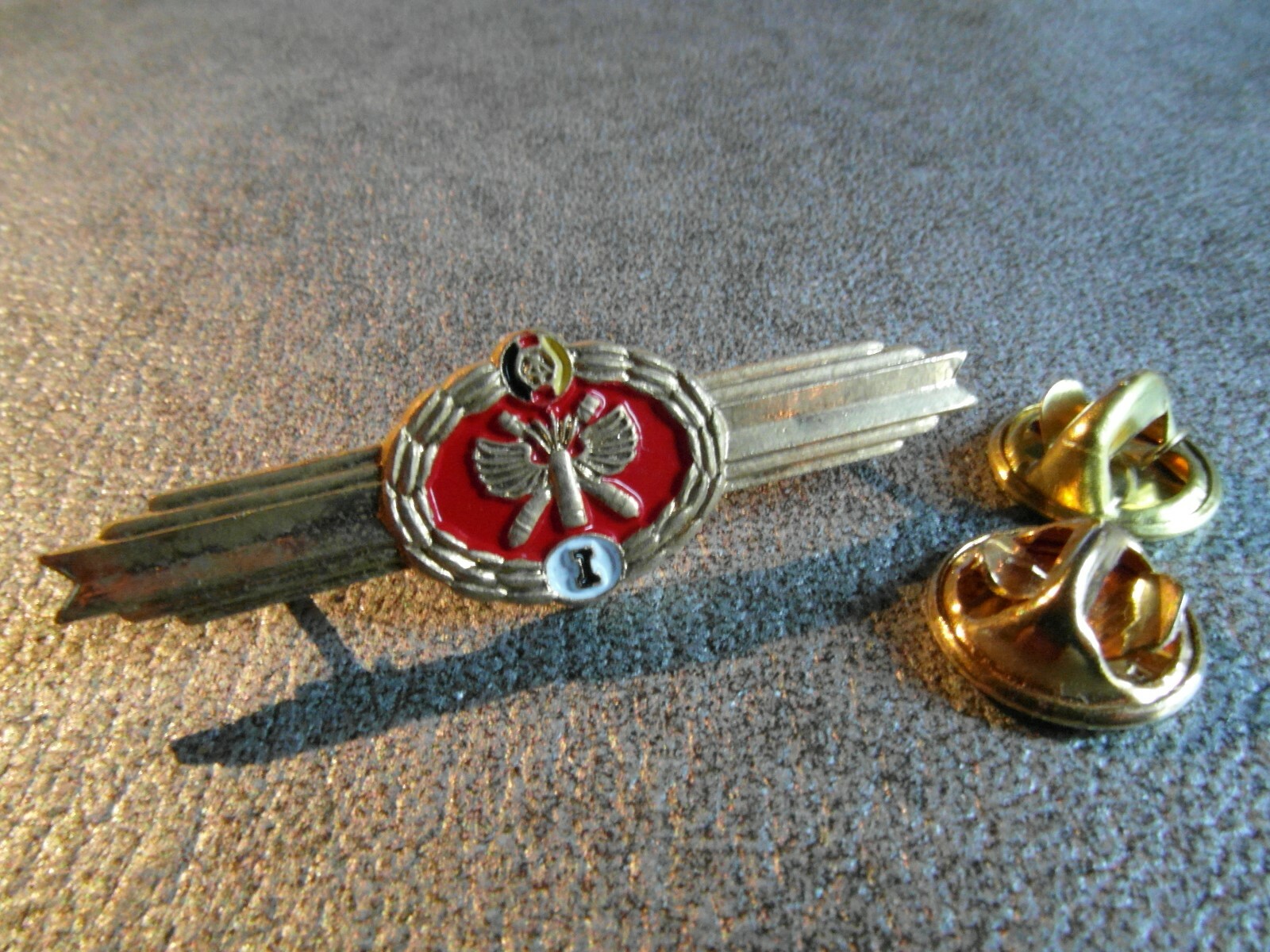 RARE PINS PIN'S - ARMY - ELITE TROOPS EASTERN COUNTRY - RDA ARTILLERY ...