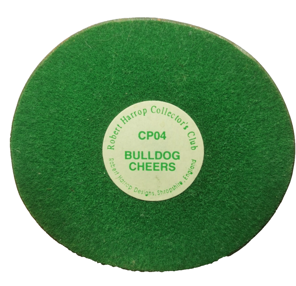 Robert Harrop Bulldog Cheers CP04 Figure - Man Cave Garden Bar | eBay UK