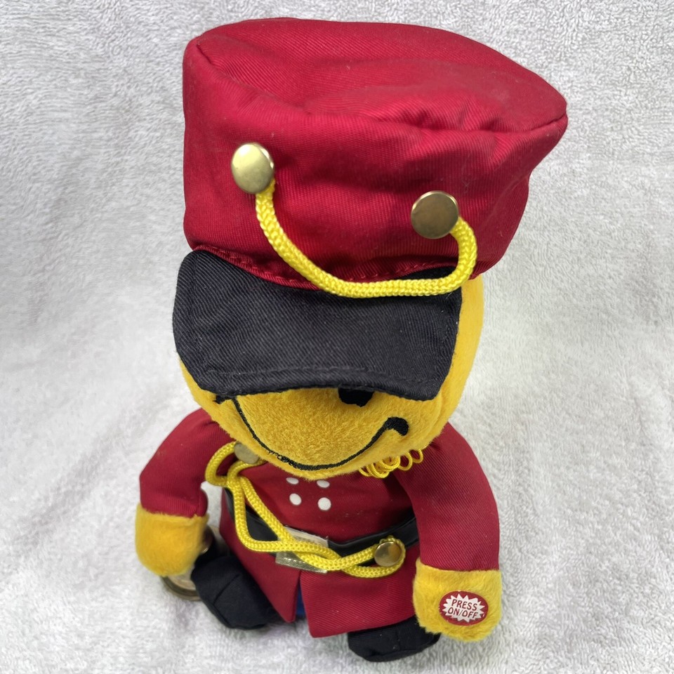Dan Dee Smiley Face Plush Tickle Wiggle Singing Nutcracker Soldier w ...