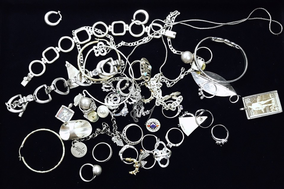 STERLING SILVER JEWELRY SCRAP LOT! 288g TOTAL! FABULOUS PIECES! COOL ...