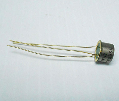 2N321 TRANSISTOR 225 MILLIWATTS/ 200 MILLIAMPS/ 20 VOLTS NEW OLDD STOCK ...