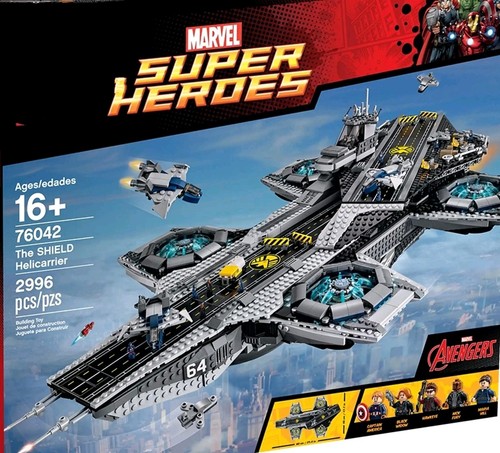 Brand New Marvel Avengers Superheroes The SHIELD Helicarrier - like ...