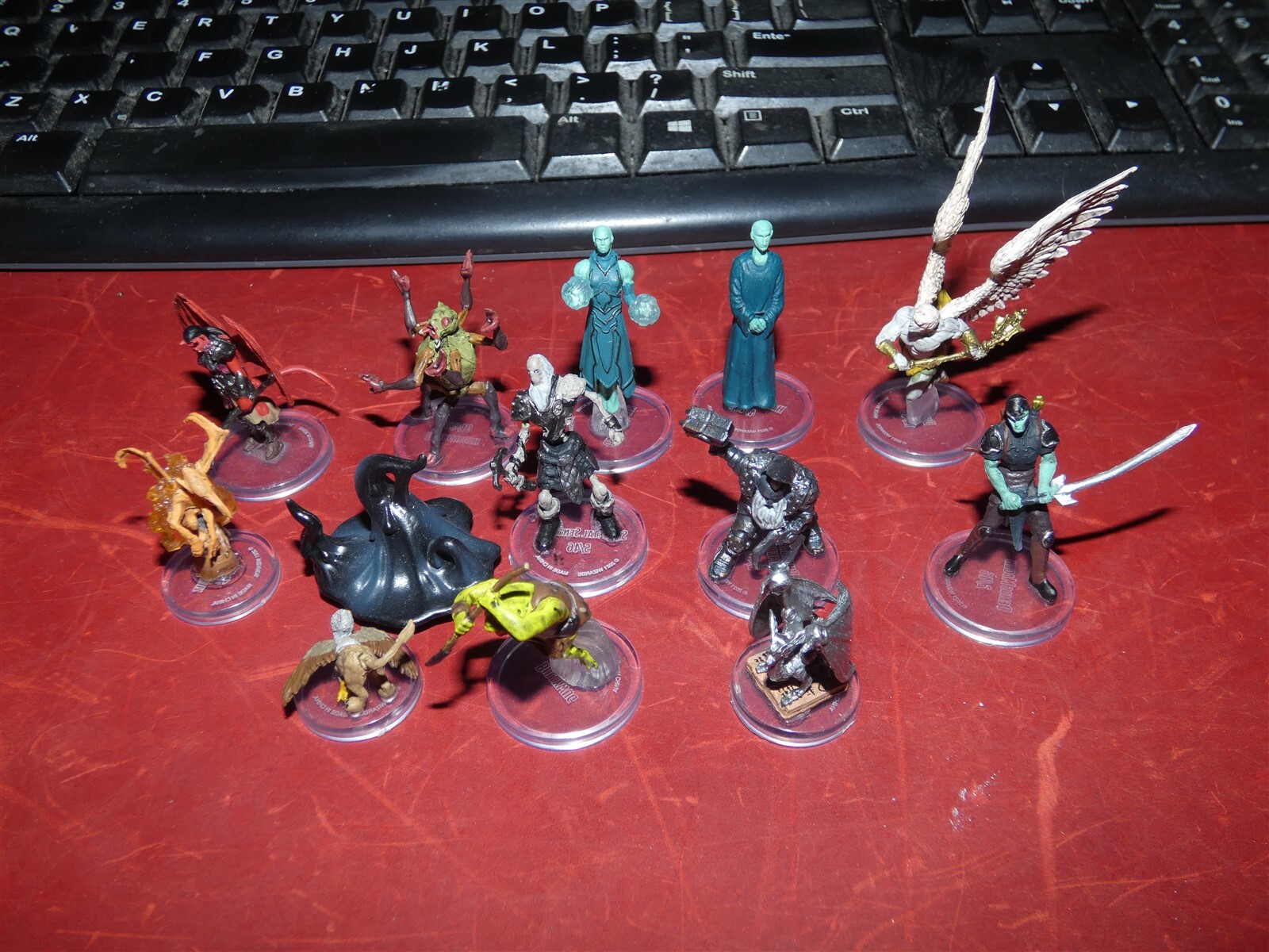 D&D Miniatures: Snowbound: Assorted Miniatures x13 | eBay