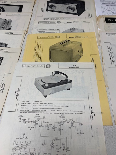 Specialized Service Manuals - Photofact Folders, see listing for items ...