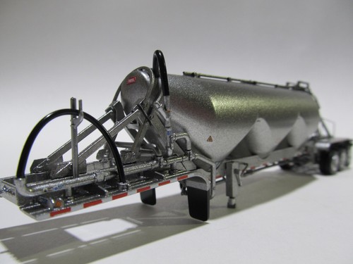 DCP FIRST GEAR 1/64 SCALE PETWER SILVER FRAME TRIPLE AXLE HEIL ...