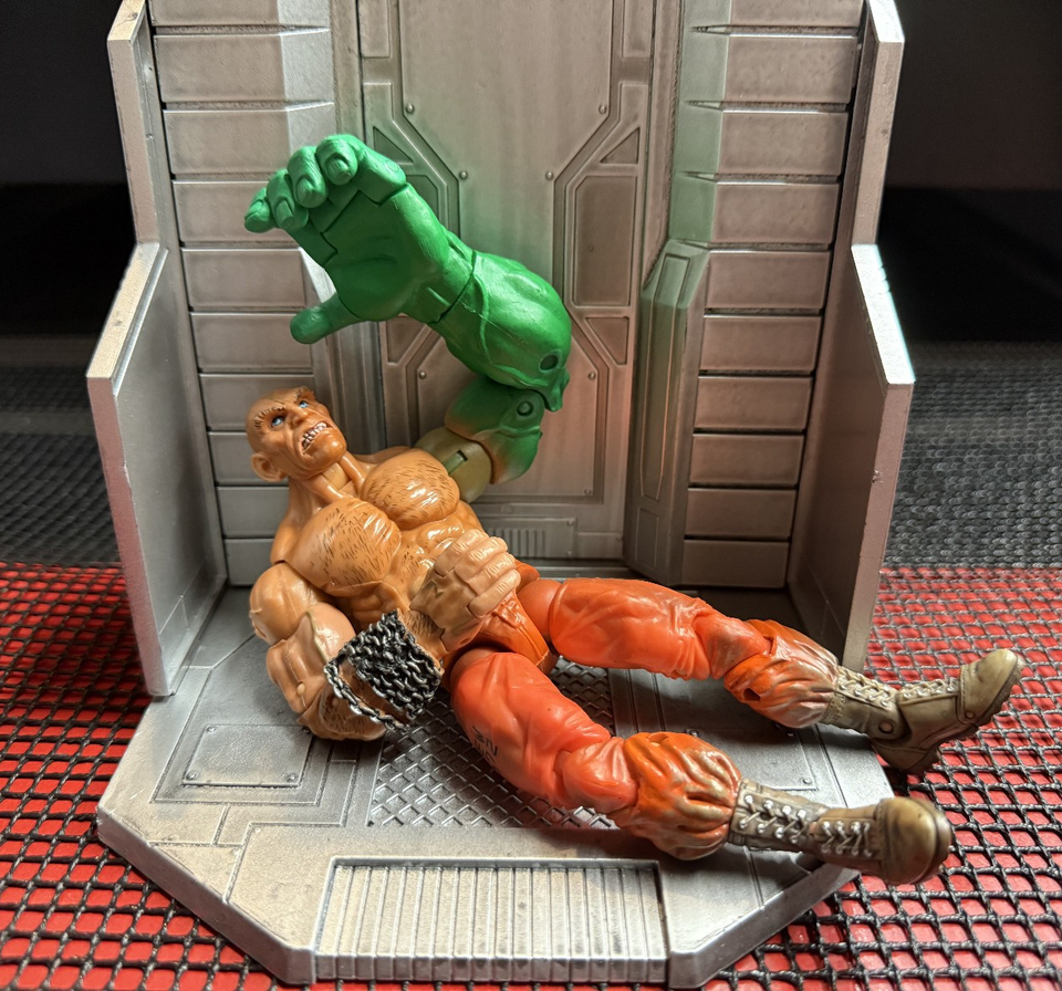 Marvel Legends Classics - Absorbing Man Incredible Hulk ToyBiz 6” Loose ...