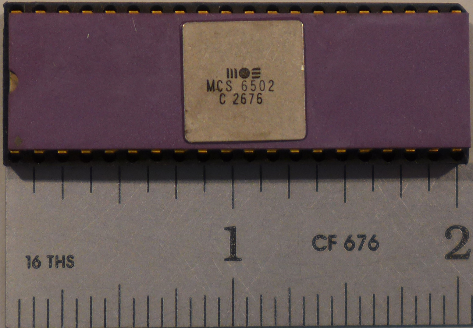 MOS MCS 6502 Vintage Microprocessor Date-Tested & Working! C2676 Apple ...