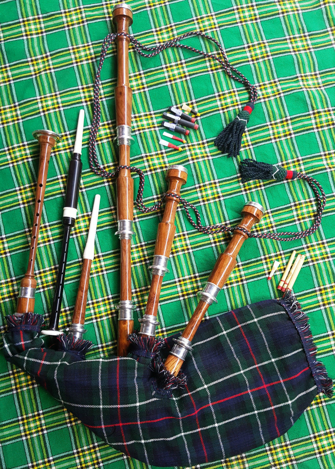 SCOTTISH GREAT HIGHLAND BAGPIPE SHEESHAM WOOD FULL SET NATURAL FINISH ...