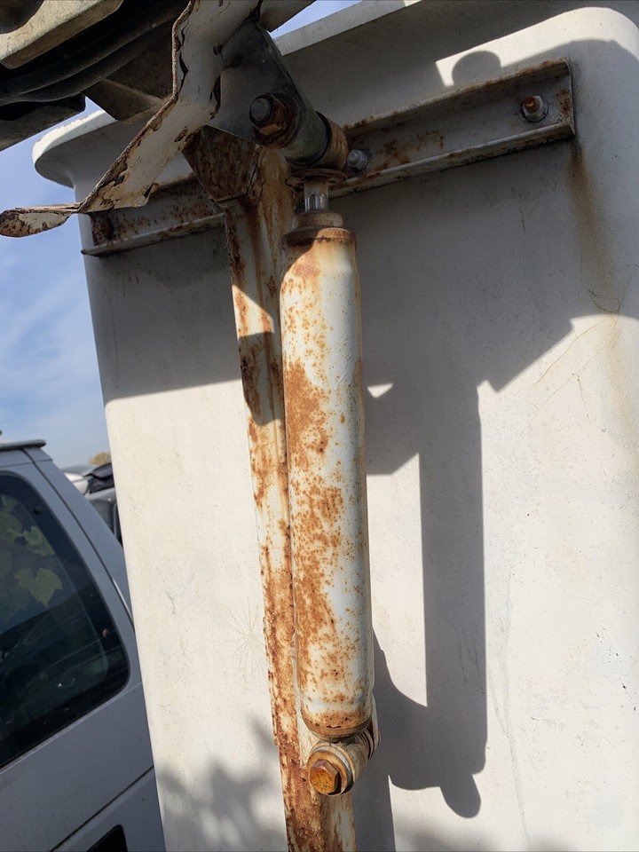 Versalift Bucket Truck Tilt Cylinder Hydraulic | eBay