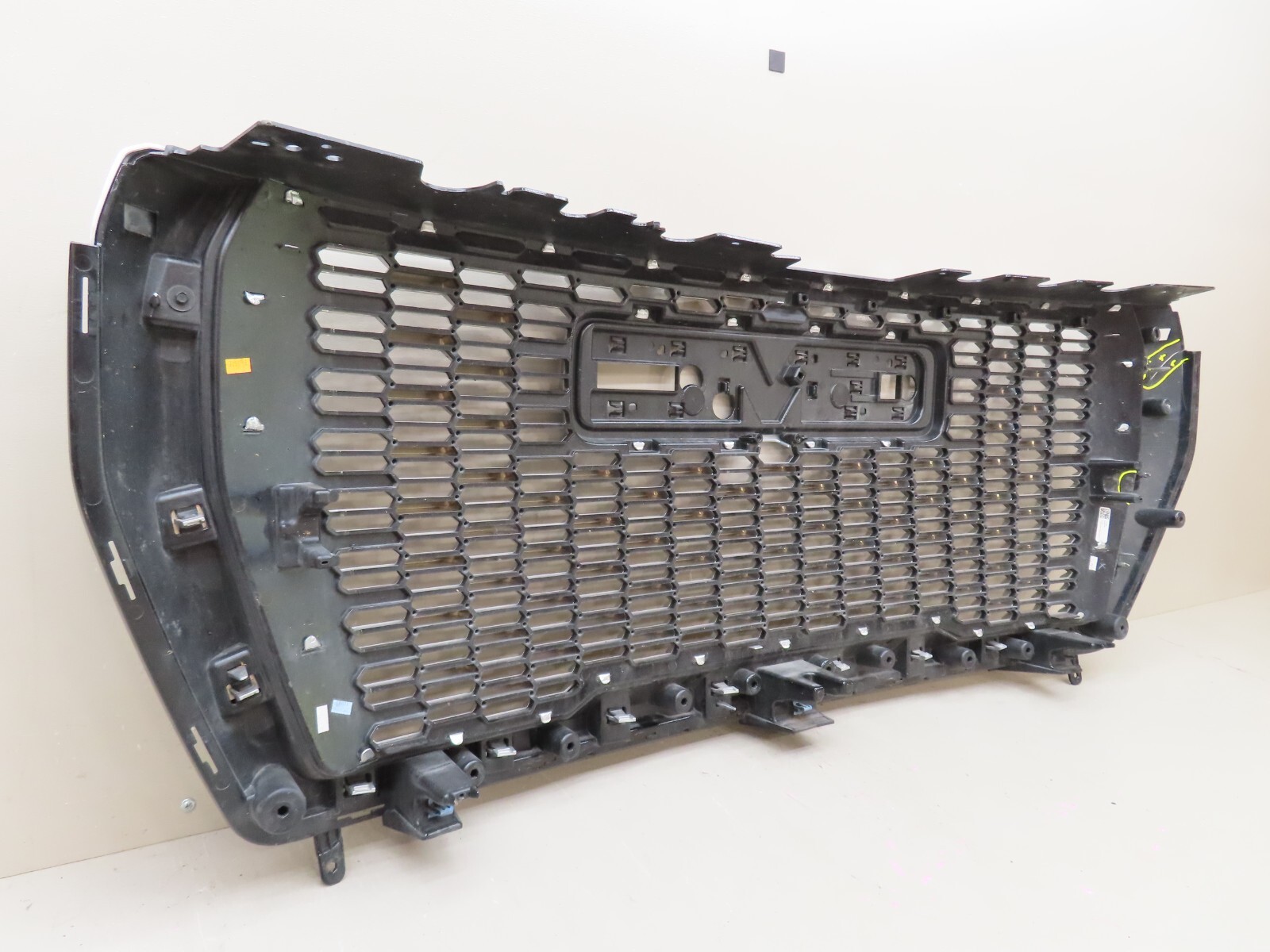 2021-2023 GMC YUKON DENALI SUV FRONT BUMPER RADIATOR GRILLE GRILL OEM ...