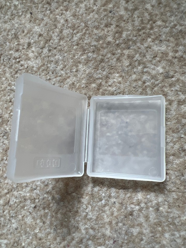Nintendo GameCube Memory Card Holder / Case - HORI **Official** | eBay UK