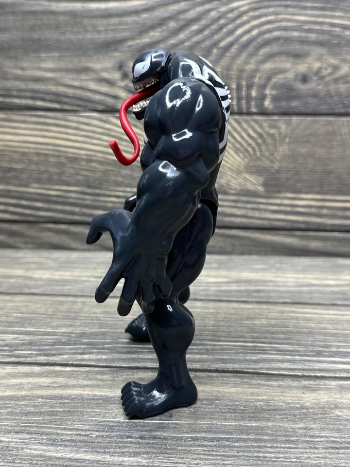 Hasbro Marvel 2019 Venom Spinning Red Tongue Gray Plastic Action Figure ...