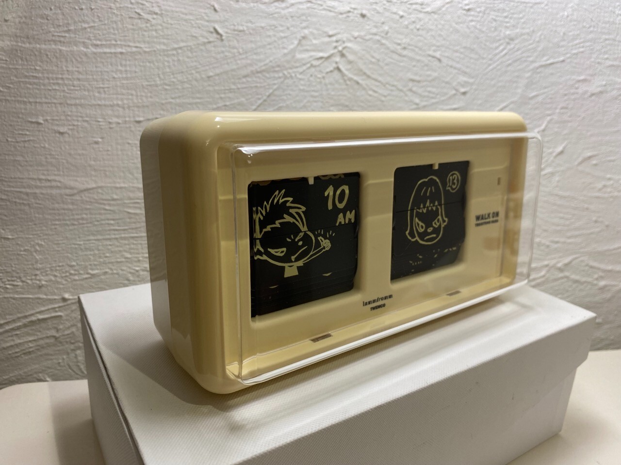 Yoshitomo Nara Original Design Table Flip Walk On Clock Patapata Popular beige | eBay