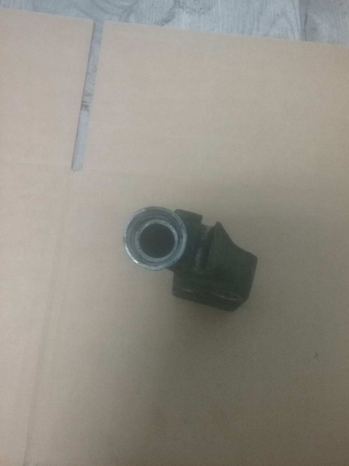 VOLVO D13 CONNECTOR AND OIL RETURN PIPE 20817786 21599158 | eBay