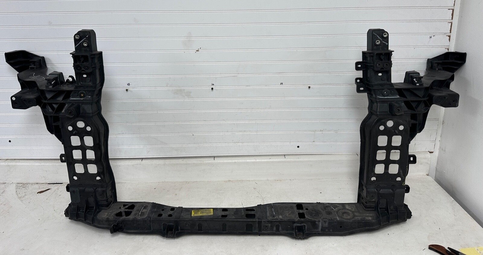 GENUINE 2016 2017 2018 KIA SORENTO RADIATOR CORE SUPPORT 64110-C6000 ...