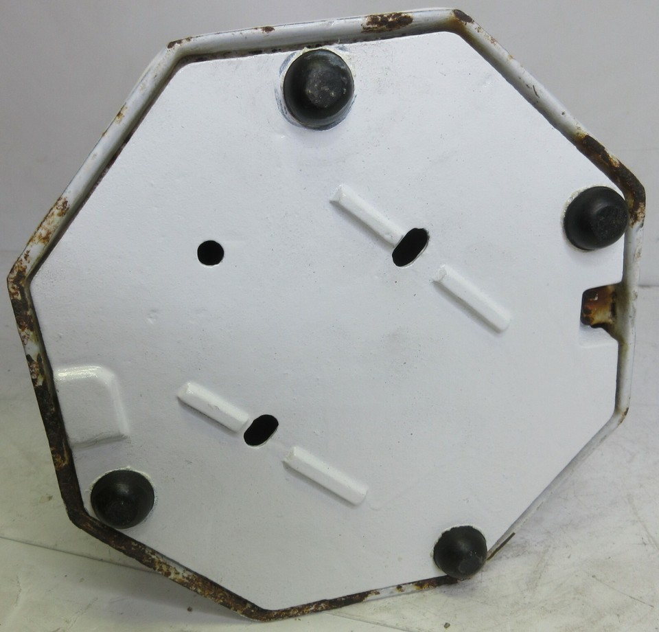 Northwestern White Porcelain Penny Peanut/Candy Dispenser Model 33 ...