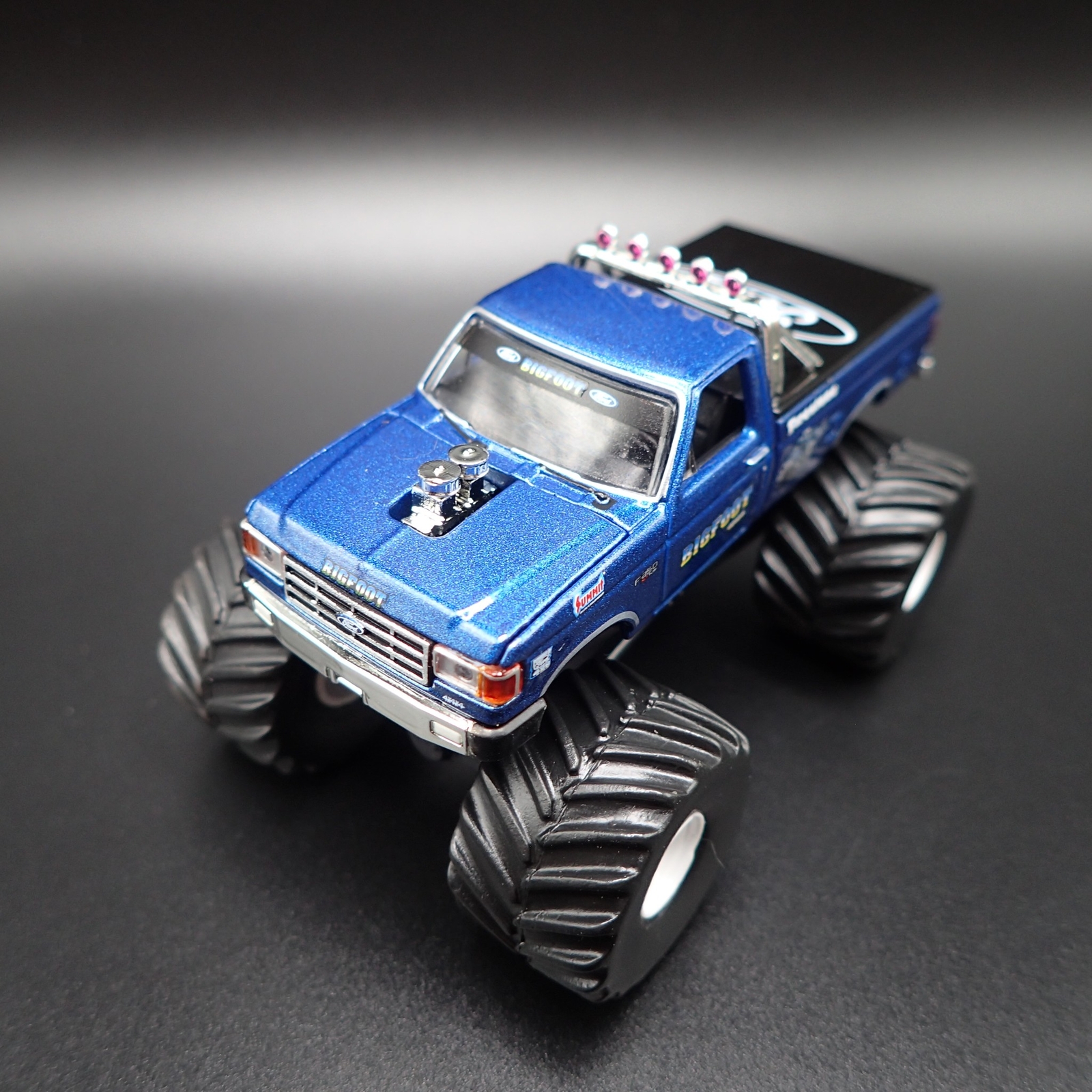 BIGFOOT #3 MONSTER TRUCK 1987 FORD F250 1/64 SCALE COLLECTIBLE DIECAST ...