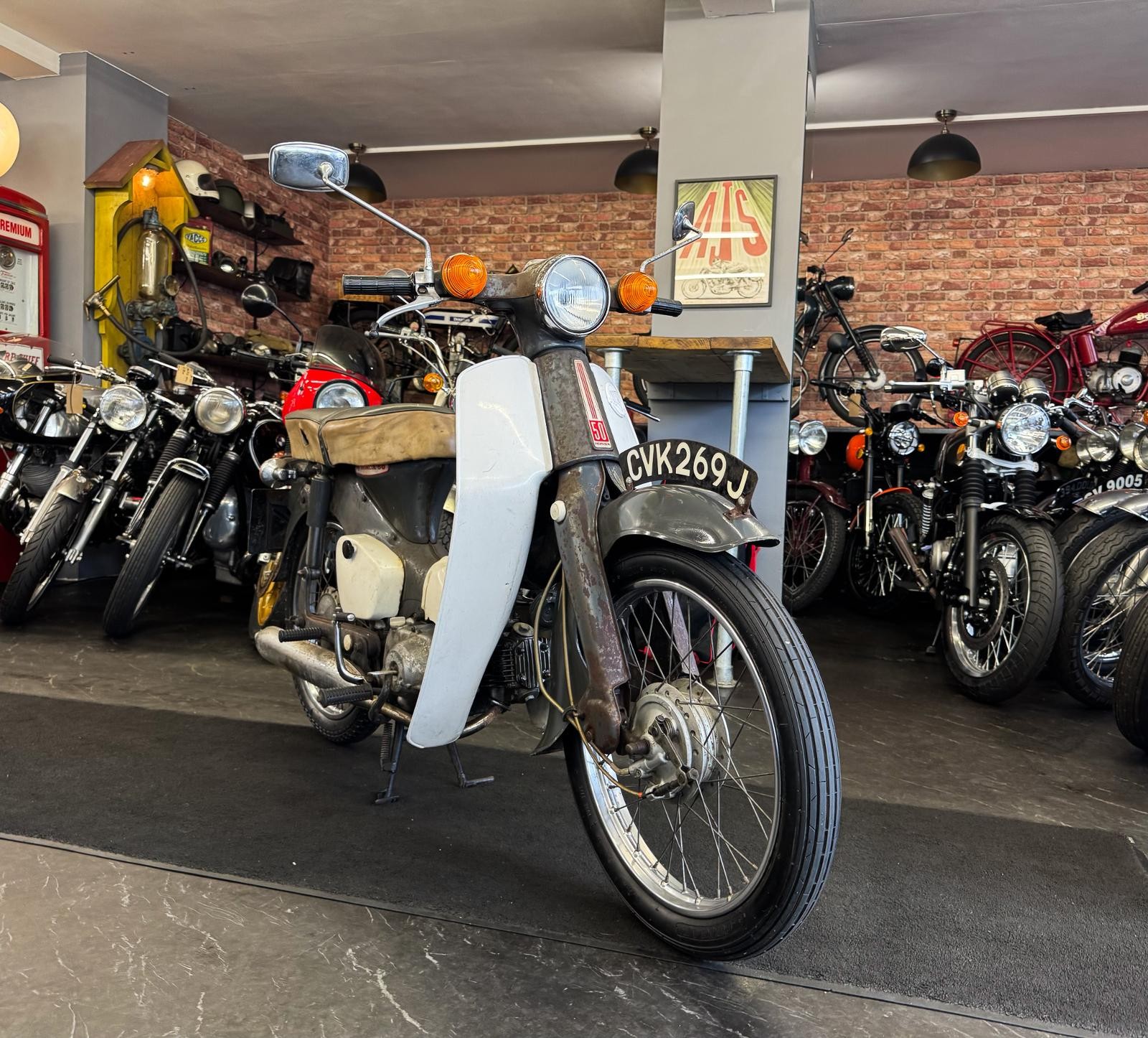 1971 Honda C50 Cub Only 4500 Miles Lovely Patina Runs Well - Bike Years ...