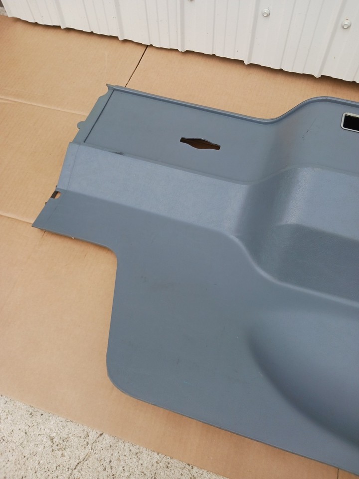 86-90 Firebird Camaro Rear Trunk Hatch Area Center Trim Panel *READ ...