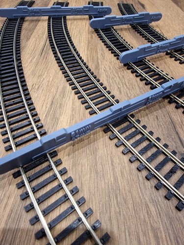 OO/HO Gauge Double and Triple Track Spacer Set | eBay UK