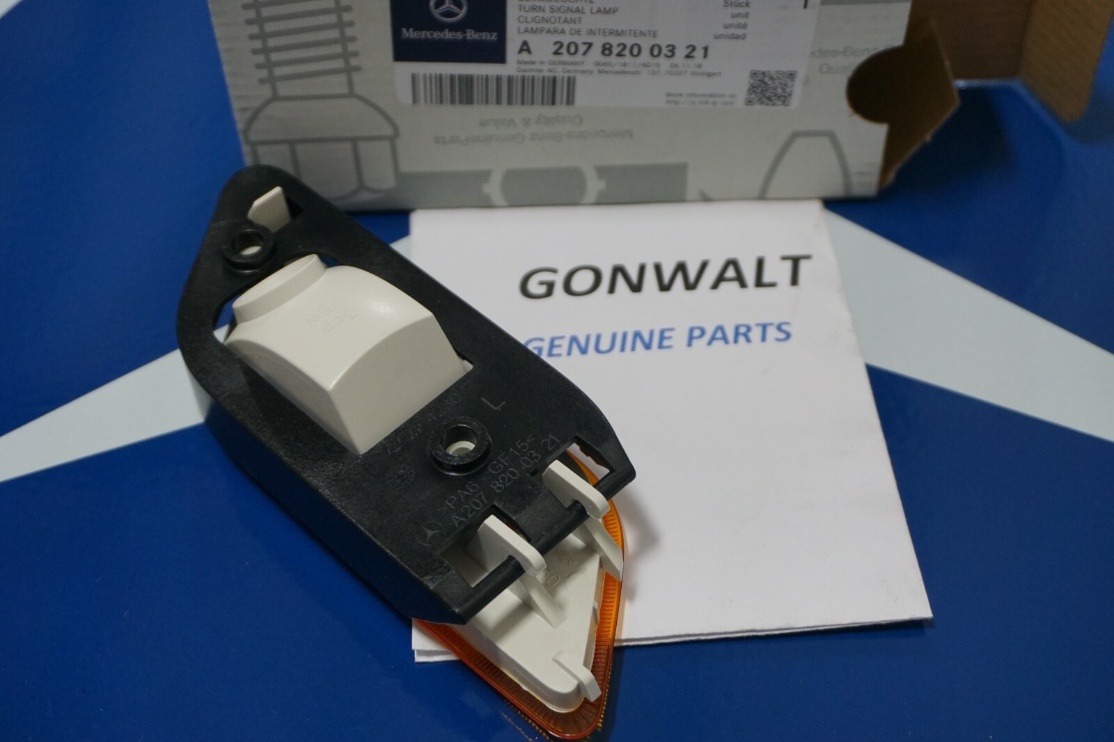 2078200321 Mercedes Benz OE Factory Front Bumper Side Marker Light E ...