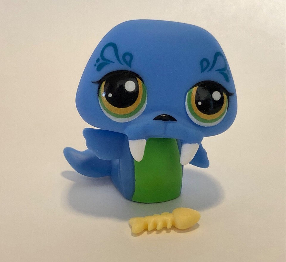 Littlest Pet Shop - Blue Walrus - Blind Box Series 3 | eBay