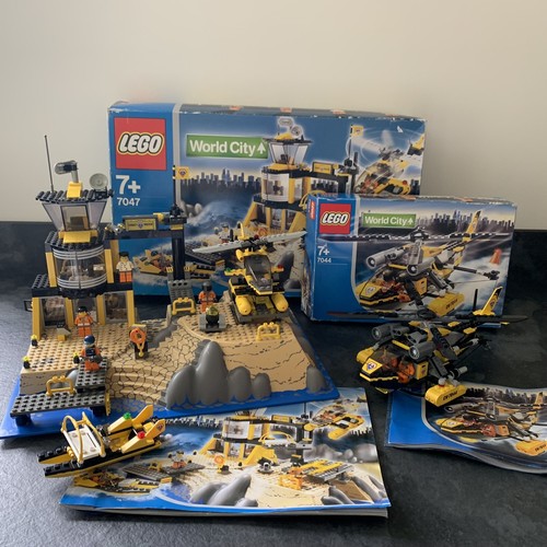 Lego World City - Set 7047 - Coast Watch HQ & Set 7044 - Rescue Chopper ...