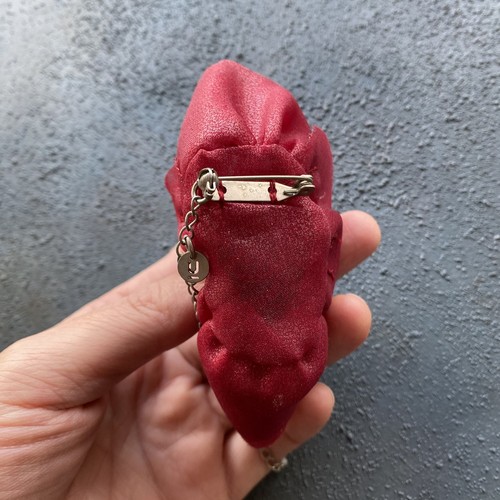 UNDERCOVER 2007SS 2007AW PURPLE Skull Pin Badge Broach JUN TAKAHASHI ...