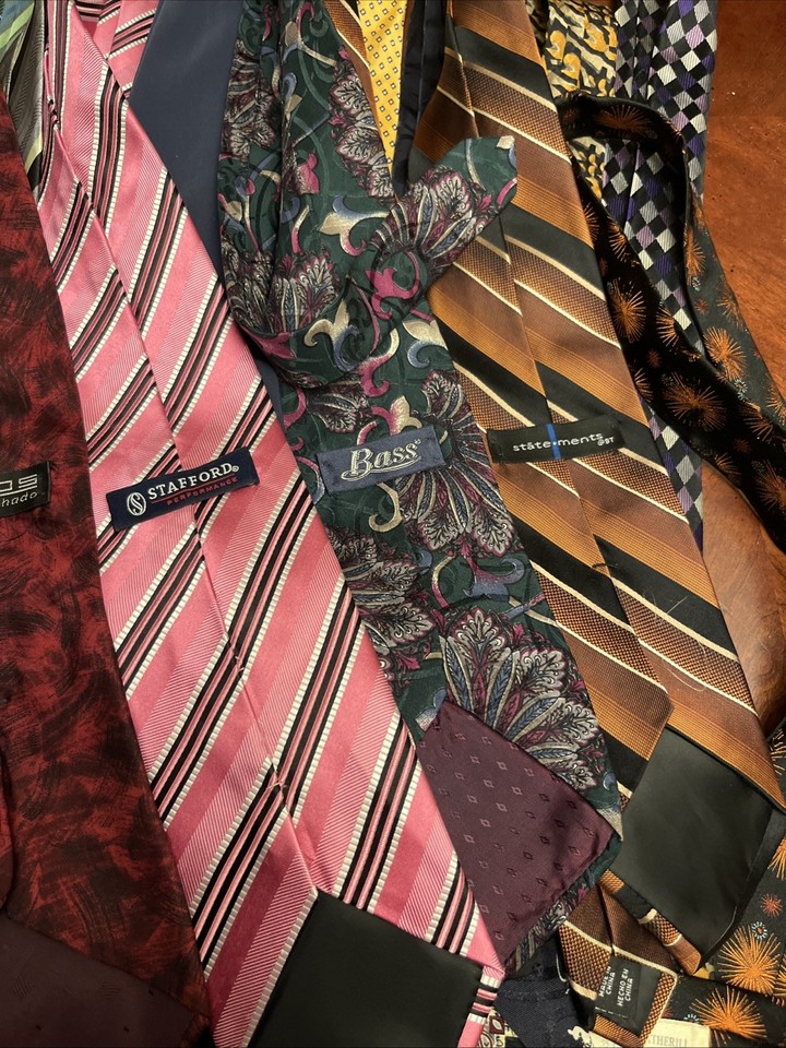 26 Mixed Color- Tie Lot W 3 Tie Hangers Excellent! Different Brands A6 ...