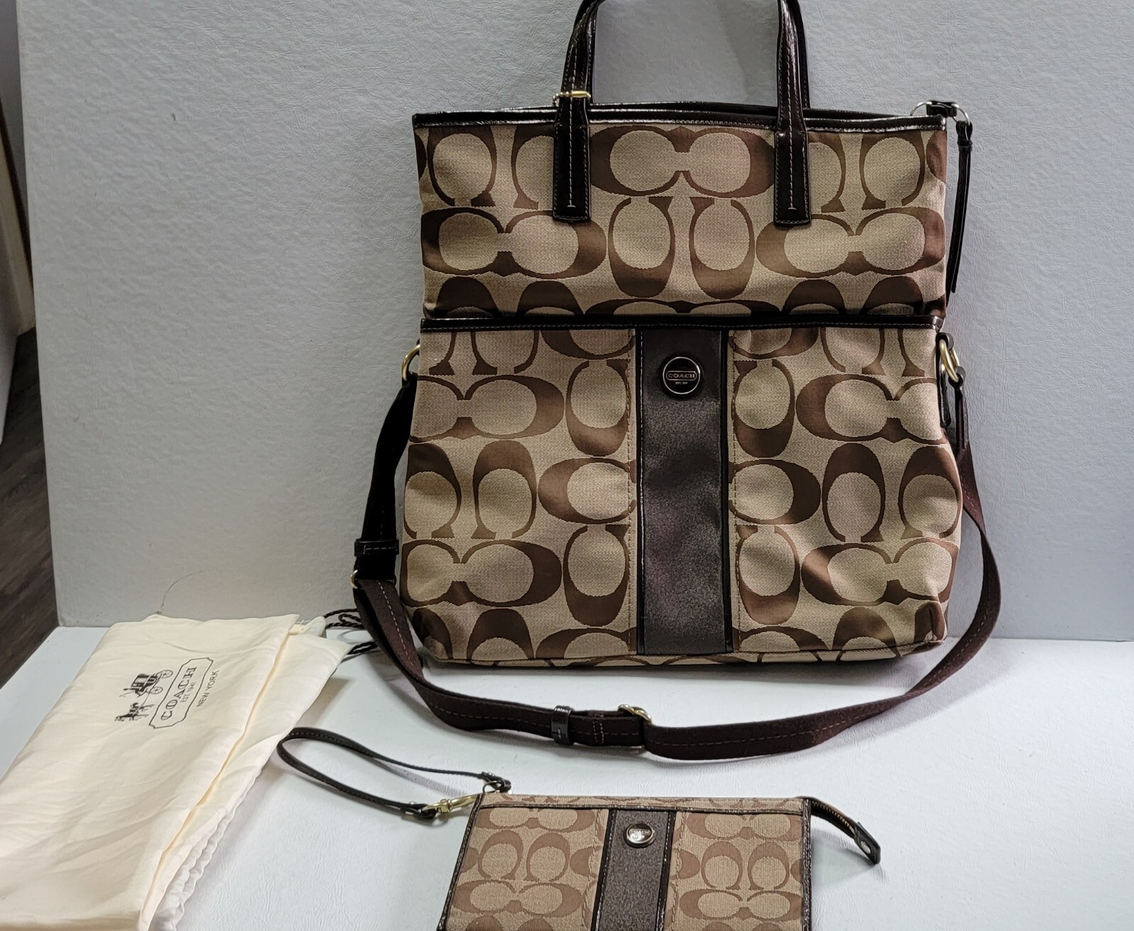COACH Fold Over Tote Shopper Signature Stripe F23304 … - Gem