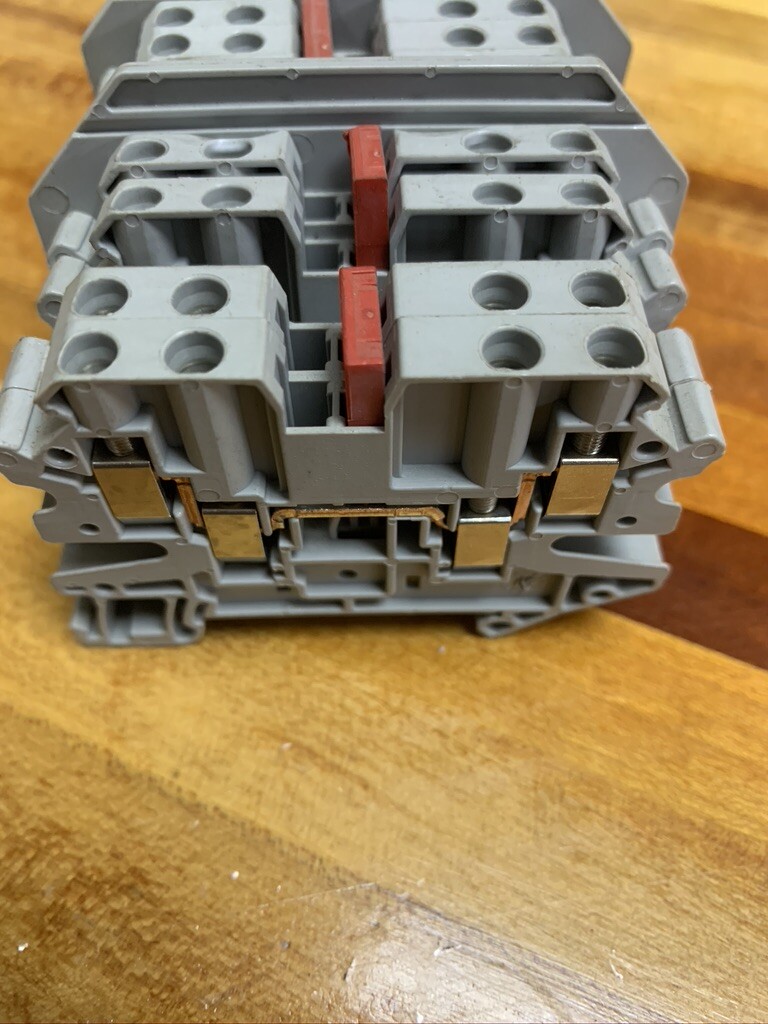 LOT OF 7 PHOENIX CONTACT UT4-QUATTRO TERMINAL BLOCKS B212 | eBay