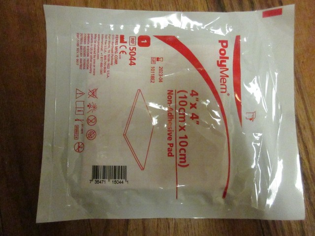 Ferris PolyMem 5044 Foam Dressing Non-adhesive Pink Pads 4" X 4" BOF of ...