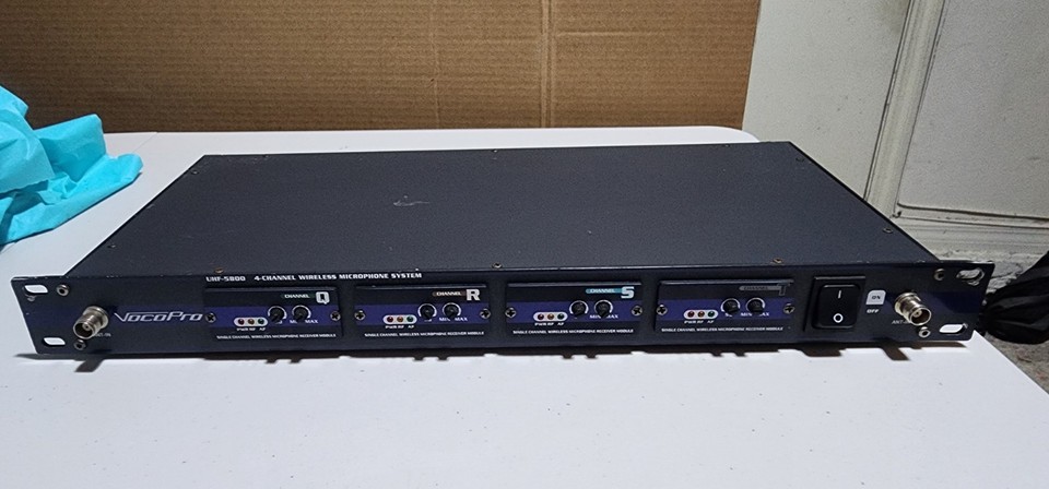 VocoPro UHF-5800 4-Channel Wireless Microphone System No Cord No ...