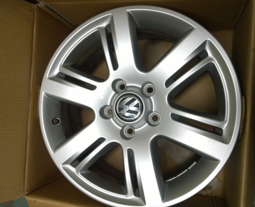 VW Amarok (Transporter/Multivan) alloy wheel x 1 (17inch) - Genuine ...