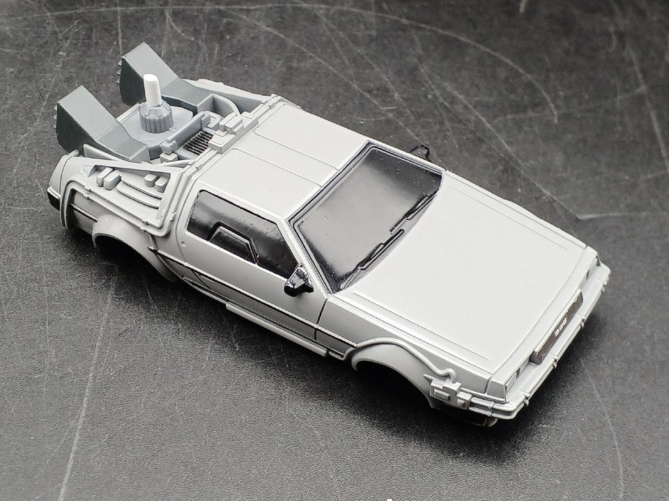 Magnetic levitation model DeLorean Model number BTTF II DeLorean Time ...