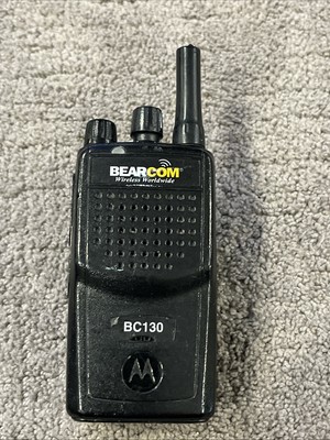 Motorola BearCom BC130 UHF Two Way Radio Walkie Talkie AAH84RCJ8AA2AN ...